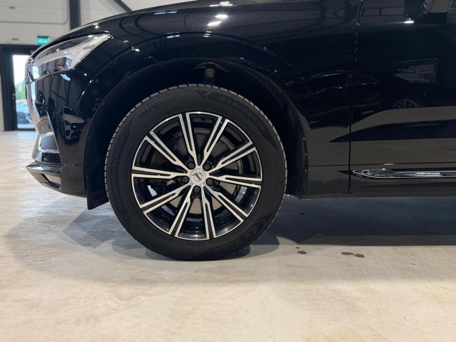 Black Volvo XC60 2021 in Riga, with an engine capacity of 2.00 L and mileage of 101 thousand km for 30490 €, photo 27 on AUTOMOTO.COM.LV