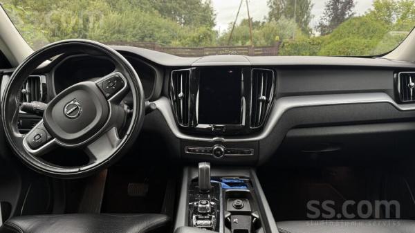 Volvo XC60 2021 Jelgava vietnē Melns Volvo XC60 2021 Jelgava, ar dzinēja tilpumu 2.00 L un nobraukumu 247 tūkst. km par 22650 €, foto 1 vietnē AUTOMOTO.COM.LV