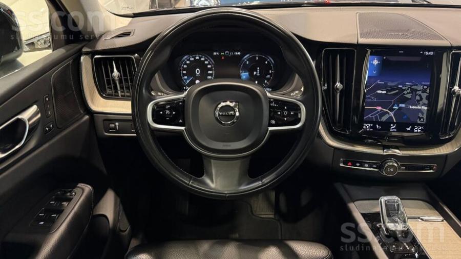 Melns Volvo XC60 2021 Rīga, ar dzinēja tilpumu 2.00 L un nobraukumu 101 tūkst. km par 30490 €, foto 12 vietnē AUTOMOTO.COM.LV