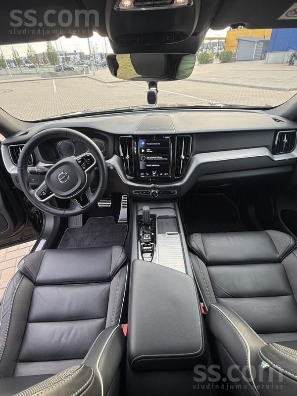 Melns Volvo XC60 2021 Rīga, ar dzinēja tilpumu 2.00 L un nobraukumu 105 tūkst. km par 33000 €, foto 8 vietnē AUTOMOTO.COM.LV