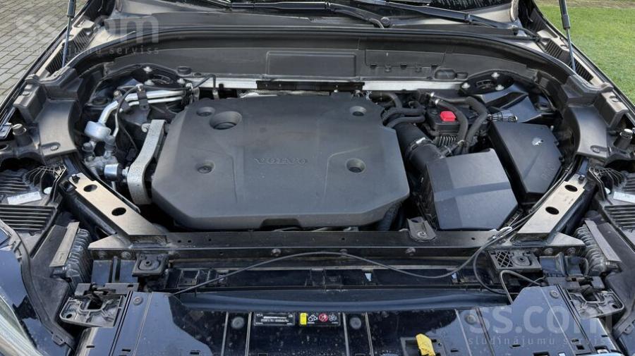 Melns Volvo XC60 2021 Jelgava, ar dzinēja tilpumu 2.00 L un nobraukumu 248 tūkst. km par 16850 €, foto 7 vietnē AUTOMOTO.COM.LV