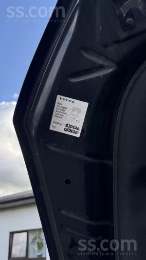 Melns Volvo XC60 2021 Jelgava, ar dzinēja tilpumu 2.00 L un nobraukumu 248 tūkst. km par 16850 €, foto 8 vietnē AUTOMOTO.COM.LV