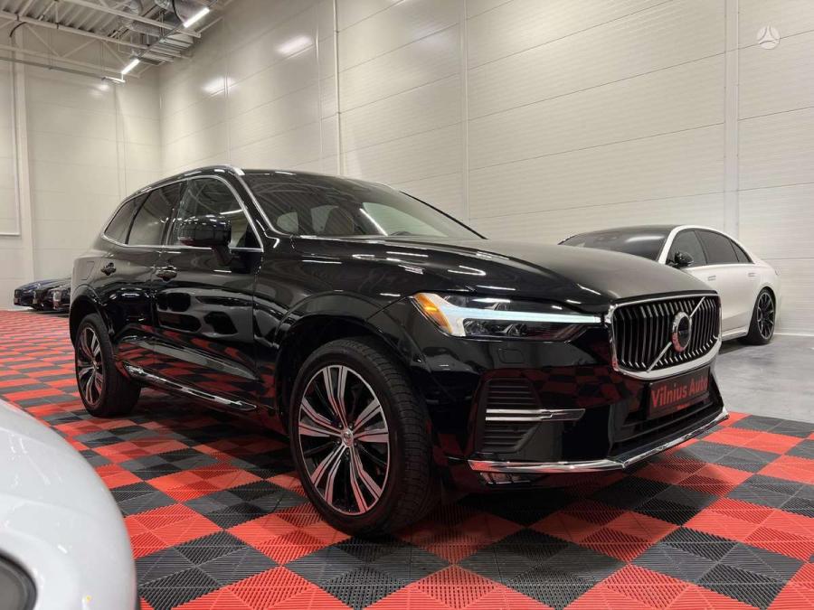 Melns Volvo XC60 2022 Viļņa, ar dzinēja tilpumu 1.97 L un nobraukumu 34 tūkst. km par 36000 €, foto 3 vietnē AUTOMOTO.COM.LV