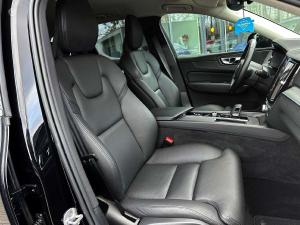 Black Volvo XC60 2022 in Kaunas, with an engine capacity of 1.97 L and mileage of 188 thousand km for 26500 €, photo 14 on AUTOMOTO.COM.LV
