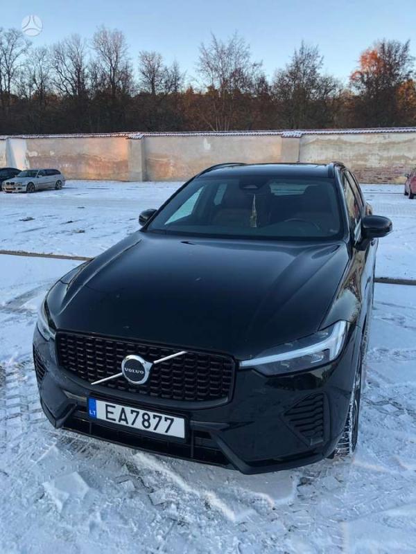 Melns Volvo XC60 2022 Kauņa, ar dzinēja tilpumu 1.97 L un nobraukumu 76 tūkst. km par 29500 €, foto 1 vietnē AUTOMOTO.COM.LV
