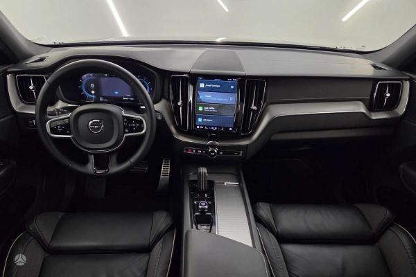 Melns Volvo XC60 2022 Marijampole, ar dzinēja tilpumu 1.97 L un nobraukumu 96 tūkst. km par 31500 €, foto 2 vietnē AUTOMOTO.COM.LV