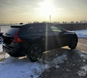 Black Volvo XC60 2022 in Vilkaviskis, with an engine capacity of 2.00 L and mileage of 58 thousand km for 40900 €, photo 5 on AUTOMOTO.COM.LV