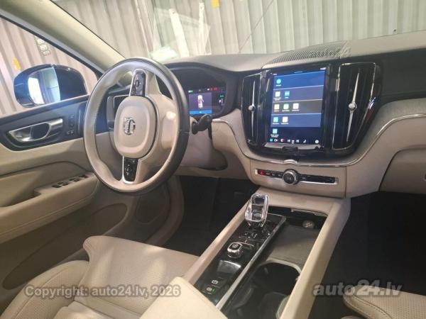 Melns Volvo XC60 2022 Pērnava, ar dzinēja tilpumu 2.00 L un nobraukumu 32 tūkst. km par 45990 €, foto 1 vietnē AUTOMOTO.COM.LV
