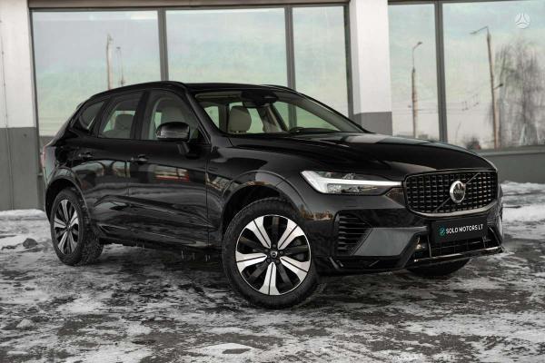 Black Volvo XC60 2022 in Vilnius, with an engine capacity of 1.97 L and mileage of 68 thousand km for 35550 €, photo 6 on AUTOMOTO.COM.LV