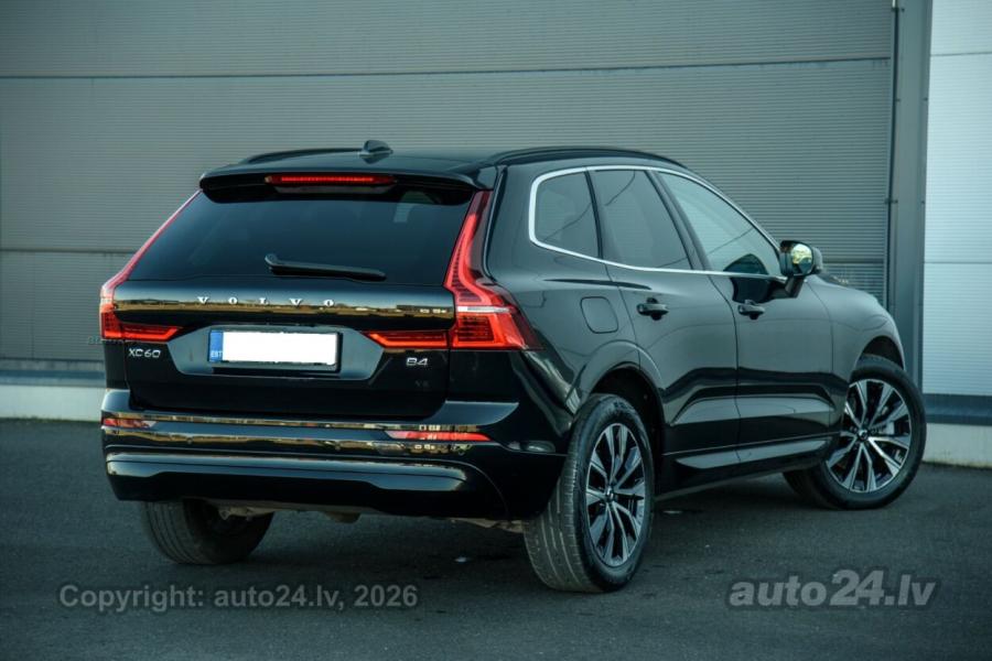 Black Volvo XC60 2022 in Tallinn, with an engine capacity of 2.00 L and mileage of 94 thousand km for 31500 €, photo 4 on AUTOMOTO.COM.LV