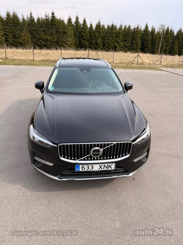Black Volvo XC60 2022 in Tallinn, with an engine capacity of 2.00 L and mileage of 115 thousand km for 36700 €, photo 5 on AUTOMOTO.COM.LV