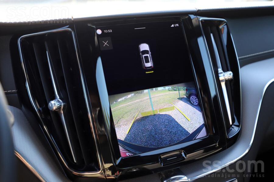 Melns Volvo XC60 2022 Tukums, ar dzinēja tilpumu 2.00 L un nobraukumu 214 tūkst. km par 24900 €, foto 11 vietnē AUTOMOTO.COM.LV