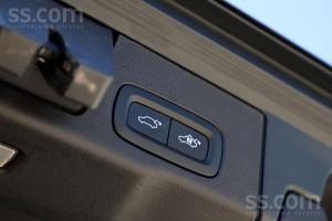 Melns Volvo XC60 2022 Tukums, ar dzinēja tilpumu 2.00 L un nobraukumu 214 tūkst. km par 24900 €, foto 20 vietnē AUTOMOTO.COM.LV