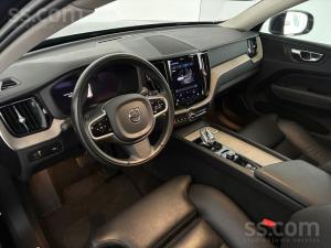 Black Volvo XC60 2022 in Riga, with an engine capacity of 2.00 L and mileage of 118 thousand km for 34990 €, photo 7 on AUTOMOTO.COM.LV