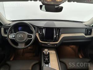 Black Volvo XC60 2022 in Riga, with an engine capacity of 2.00 L and mileage of 118 thousand km for 34990 €, photo 10 on AUTOMOTO.COM.LV