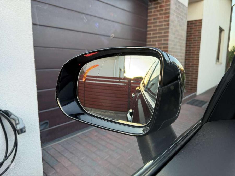Melns Volvo XC60 2022 Šauļi, ar dzinēja tilpumu 1.97 L un nobraukumu 206 tūkst. km par 30900 €, foto 35 vietnē AUTOMOTO.COM.LV