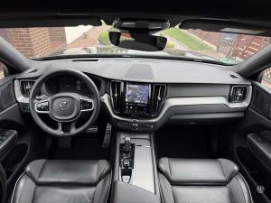 Black Volvo XC60 2022 in Siauliai, with an engine capacity of 1.97 L and mileage of 186 thousand km for 29500 €, photo 12 on AUTOMOTO.COM.LV