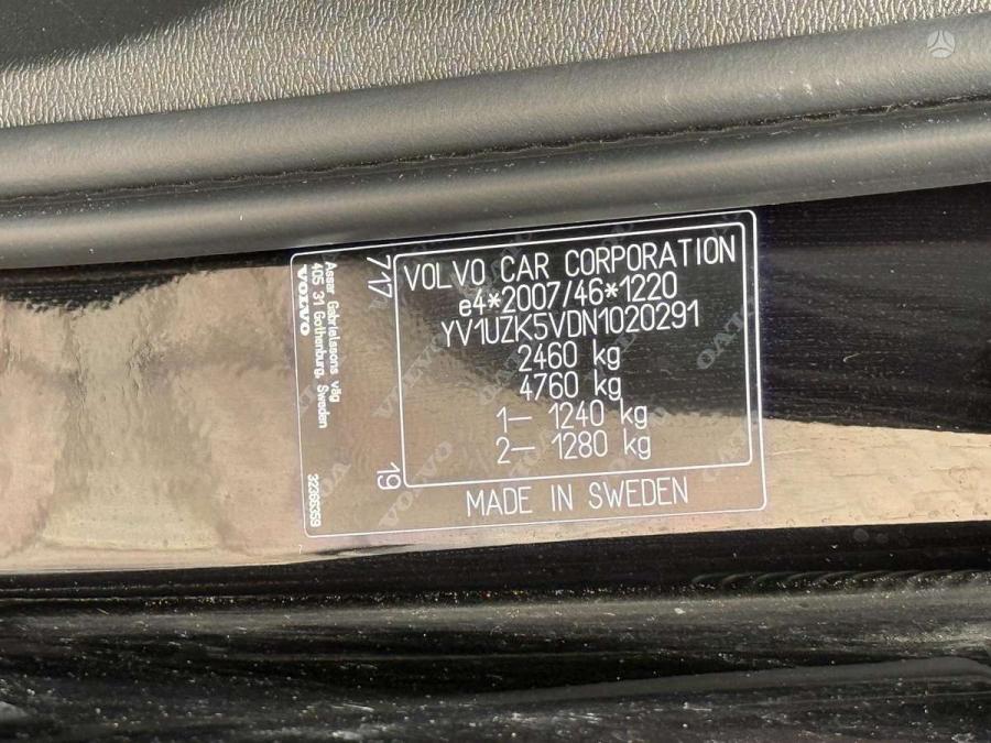 Black Volvo XC60 2022 in Siauliai, with an engine capacity of 1.97 L and mileage of 186 thousand km for 29500 €, photo 34 on AUTOMOTO.COM.LV