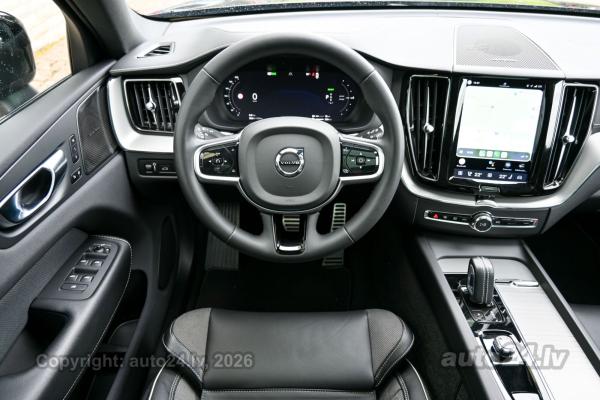 Черный Вольво ХС60 2022 в Таллин, объемом двигателя 2.00 л и пробегом 90 тыс. км за 41899 €, фото 8 на AUTOMOTO.COM.LV