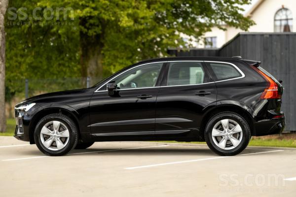 Black Volvo XC60 2022 in Riga, with an engine capacity of 2.00 L and mileage of 208 thousand km for 23900 €, photo 7 on AUTOMOTO.COM.LV