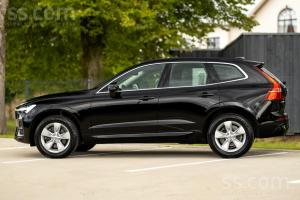 Black Volvo XC60 2022 in Riga, with an engine capacity of 2.00 L and mileage of 208 thousand km for 23900 €, photo 8 on AUTOMOTO.COM.LV