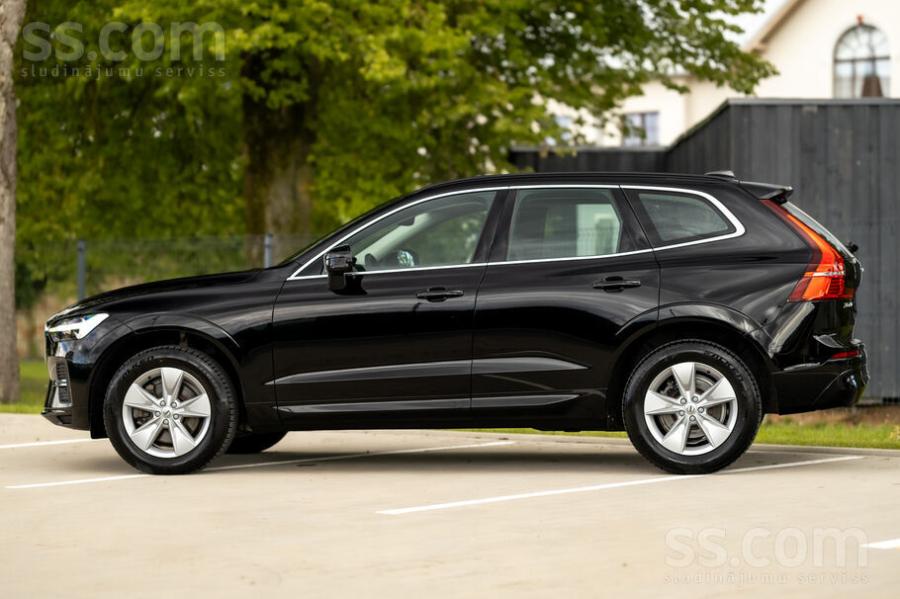 Black Volvo XC60 2022 in Riga, with an engine capacity of 2.00 L and mileage of 208 thousand km for 23900 €, photo 8 on AUTOMOTO.COM.LV