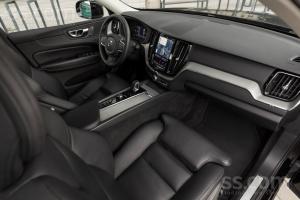 Black Volvo XC60 2022 in Riga, with an engine capacity of 2.00 L and mileage of 208 thousand km for 23900 €, photo 10 on AUTOMOTO.COM.LV