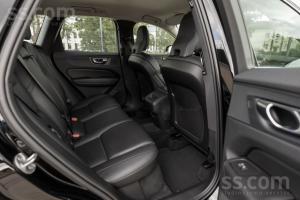 Black Volvo XC60 2022 in Riga, with an engine capacity of 2.00 L and mileage of 208 thousand km for 23900 €, photo 11 on AUTOMOTO.COM.LV