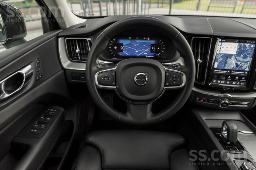 Black Volvo XC60 2022 in Riga, with an engine capacity of 2.00 L and mileage of 208 thousand km for 23900 €, photo 18 on AUTOMOTO.COM.LV