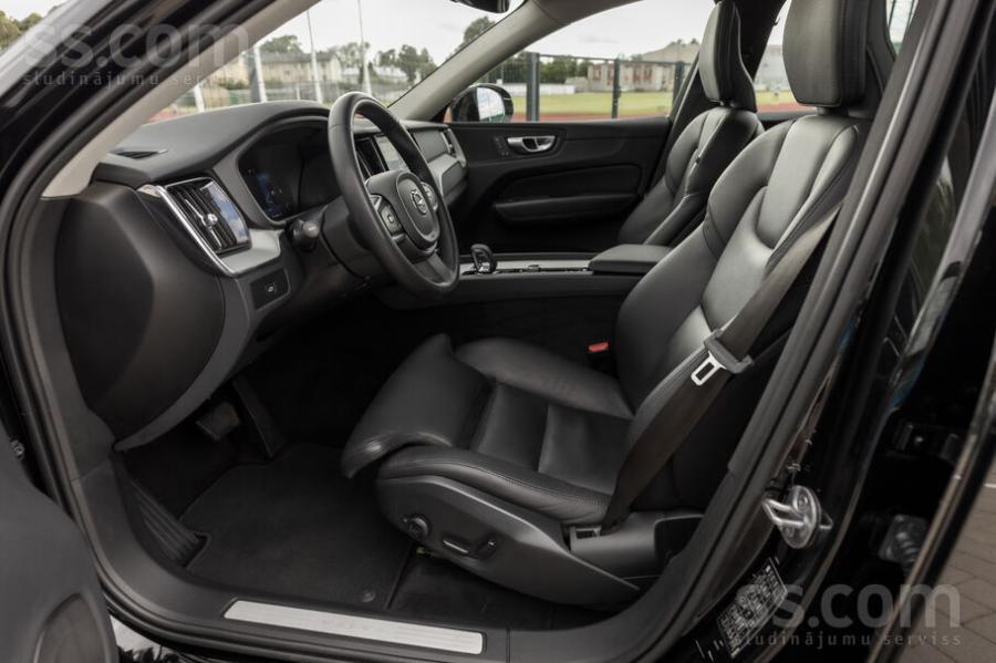Black Volvo XC60 2022 in Riga, with an engine capacity of 2.00 L and mileage of 208 thousand km for 23900 €, photo 19 on AUTOMOTO.COM.LV