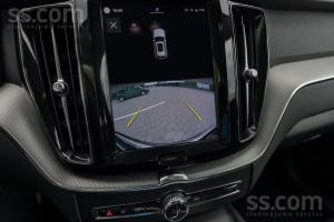 Black Volvo XC60 2022 in Riga, with an engine capacity of 2.00 L and mileage of 208 thousand km for 23900 €, photo 25 on AUTOMOTO.COM.LV