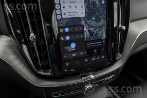 Black Volvo XC60 2022 in Riga, with an engine capacity of 2.00 L and mileage of 208 thousand km for 23900 €, photo 26 on AUTOMOTO.COM.LV