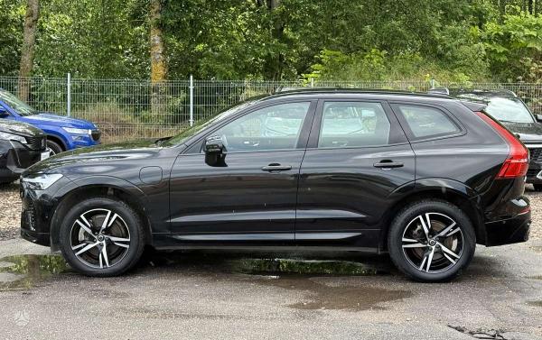 Melns Volvo XC60 2022 Viļņa, ar dzinēja tilpumu 1.97 L un nobraukumu 196 tūkst. km par 28990 €, foto 8 vietnē AUTOMOTO.COM.LV