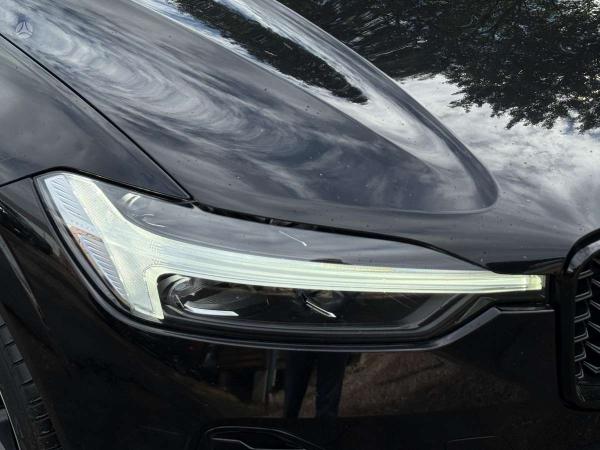 Melns Volvo XC60 2022 Viļņa, ar dzinēja tilpumu 1.97 L un nobraukumu 196 tūkst. km par 28990 €, foto 9 vietnē AUTOMOTO.COM.LV