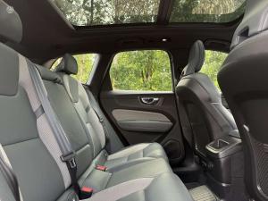Melns Volvo XC60 2022 Viļņa, ar dzinēja tilpumu 1.97 L un nobraukumu 196 tūkst. km par 28990 €, foto 25 vietnē AUTOMOTO.COM.LV