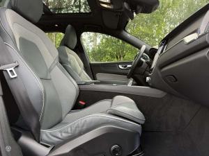 Melns Volvo XC60 2022 Viļņa, ar dzinēja tilpumu 1.97 L un nobraukumu 196 tūkst. km par 28990 €, foto 27 vietnē AUTOMOTO.COM.LV