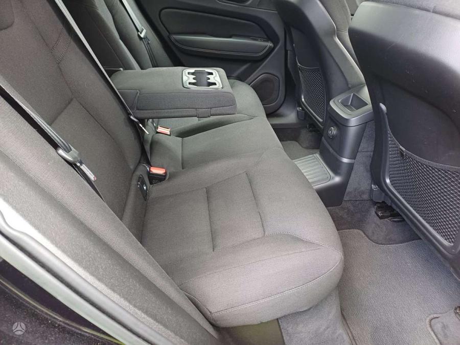 Melns Volvo XC60 2022 Viļņa, ar dzinēja tilpumu 1.97 L un nobraukumu 121 tūkst. km par 29100 €, foto 19 vietnē AUTOMOTO.COM.LV