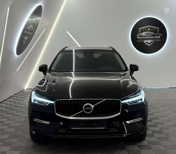 Black Volvo XC60 2022 in Marijampole, with an engine capacity of 1.97 L and mileage of 132 thousand km for 22999 €, photo 4 on AUTOMOTO.COM.LV