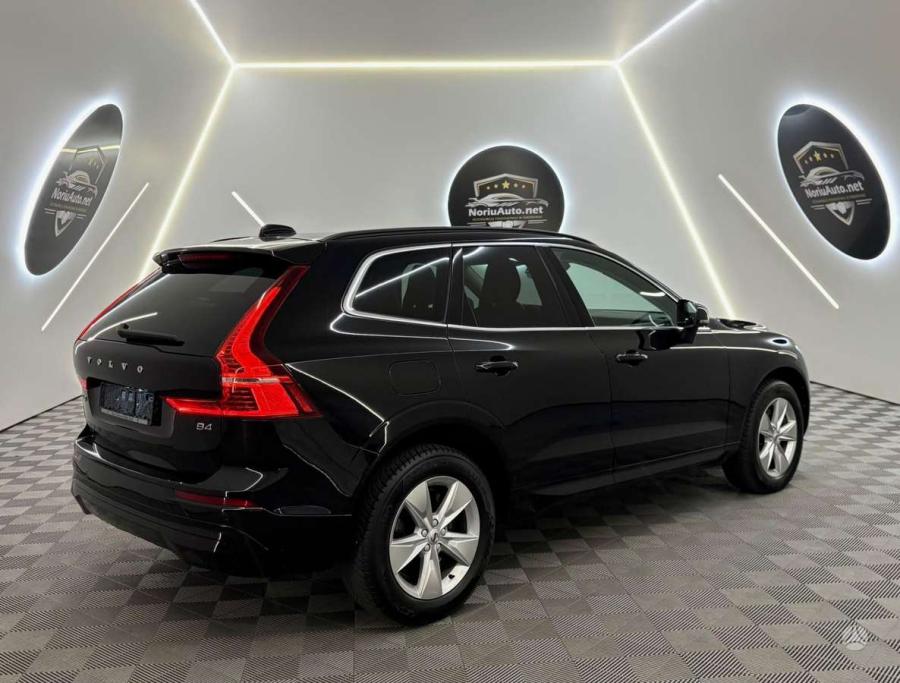 Black Volvo XC60 2022 in Marijampole, with an engine capacity of 1.97 L and mileage of 132 thousand km for 22999 €, photo 6 on AUTOMOTO.COM.LV