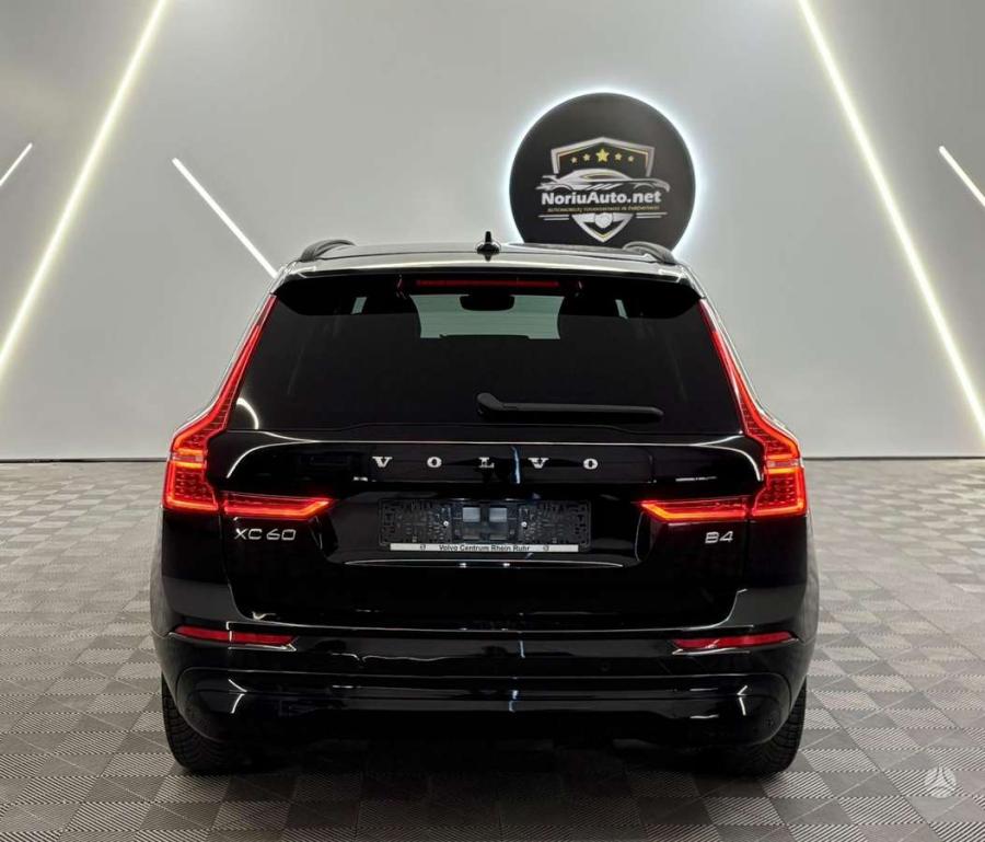 Black Volvo XC60 2022 in Marijampole, with an engine capacity of 1.97 L and mileage of 132 thousand km for 22999 €, photo 30 on AUTOMOTO.COM.LV