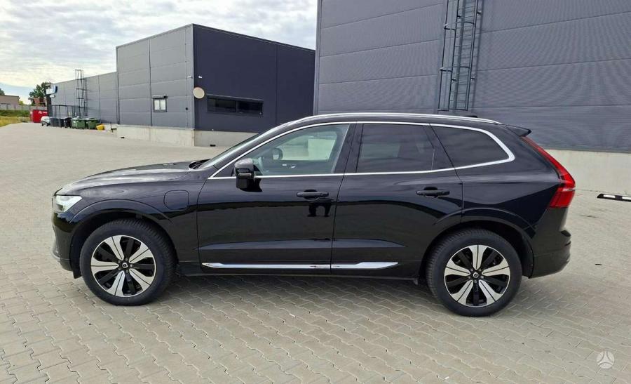 Melns Volvo XC60 2022 Šauļi, ar dzinēja tilpumu 1.97 L un nobraukumu 164 tūkst. km par 31950 €, foto 12 vietnē AUTOMOTO.COM.LV