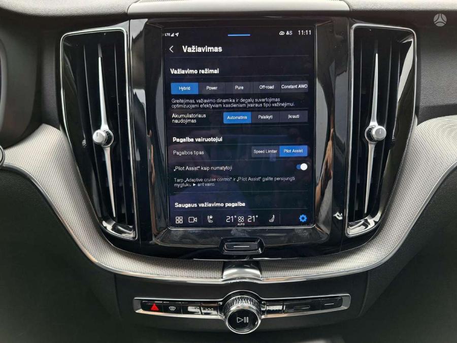 Melns Volvo XC60 2022 Šauļi, ar dzinēja tilpumu 1.97 L un nobraukumu 164 tūkst. km par 31950 €, foto 39 vietnē AUTOMOTO.COM.LV