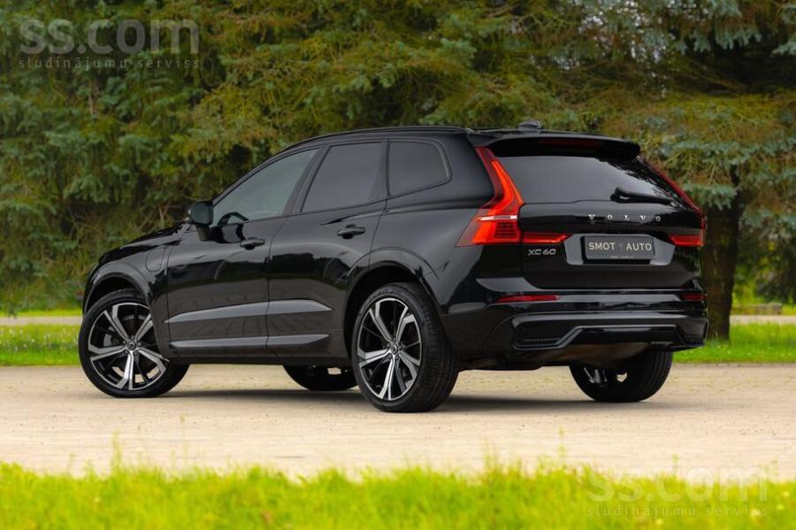 Melns Volvo XC60 2022 Jelgava, ar dzinēja tilpumu 2.00 L un nobraukumu 0 tūkst. km par 28500 €, foto 5 vietnē AUTOMOTO.COM.LV