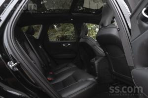 Melns Volvo XC60 2022 Jelgava, ar dzinēja tilpumu 2.00 L un nobraukumu 0 tūkst. km par 28500 €, foto 11 vietnē AUTOMOTO.COM.LV
