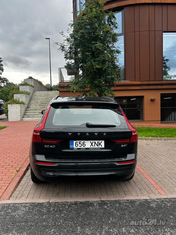 Melns Volvo XC60 2022 Tallina, ar dzinēja tilpumu 2.00 L un nobraukumu 105 tūkst. km par 34500 €, foto 4 vietnē AUTOMOTO.COM.LV
