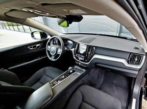 Melns Volvo XC60 2022 Viļņa, ar dzinēja tilpumu 1.97 L un nobraukumu 191 tūkst. km par 20800 €, foto 19 vietnē AUTOMOTO.COM.LV