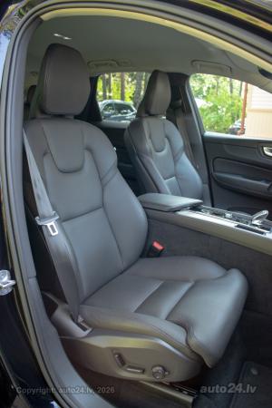 Melns Volvo XC60 2022 Tallina, ar dzinēja tilpumu 2.00 L un nobraukumu 159 tūkst. km par 32890 €, foto 12 vietnē AUTOMOTO.COM.LV