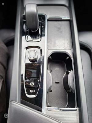 Melns Volvo XC60 2022 Šauļi, ar dzinēja tilpumu 1.97 L un nobraukumu 164 tūkst. km par 30950 €, foto 41 vietnē AUTOMOTO.COM.LV