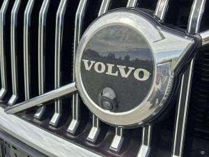 Melns Volvo XC60 2022 Šauļi, ar dzinēja tilpumu 1.97 L un nobraukumu 164 tūkst. km par 30950 €, foto 17 vietnē AUTOMOTO.COM.LV