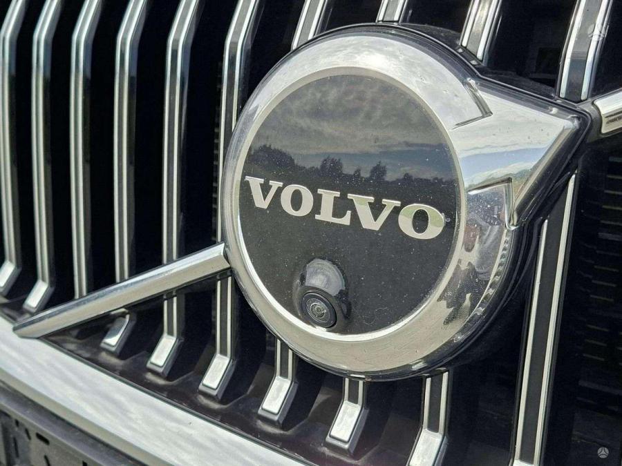 Melns Volvo XC60 2022 Šauļi, ar dzinēja tilpumu 1.97 L un nobraukumu 164 tūkst. km par 30950 €, foto 17 vietnē AUTOMOTO.COM.LV